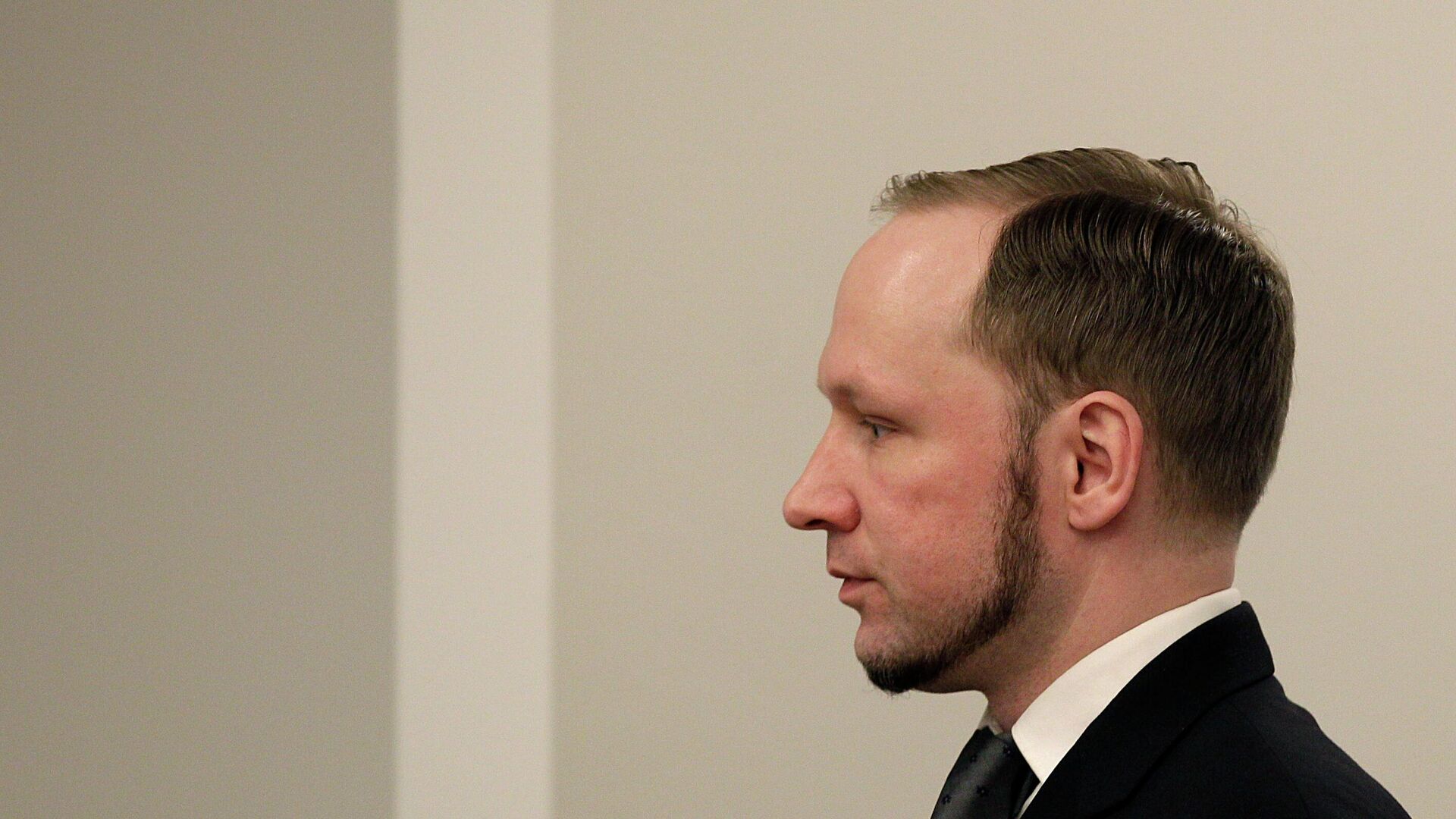 Aşırı sağcı Breivik bir kez daha Norveç'e dava açtı - 26.08.2022 ...